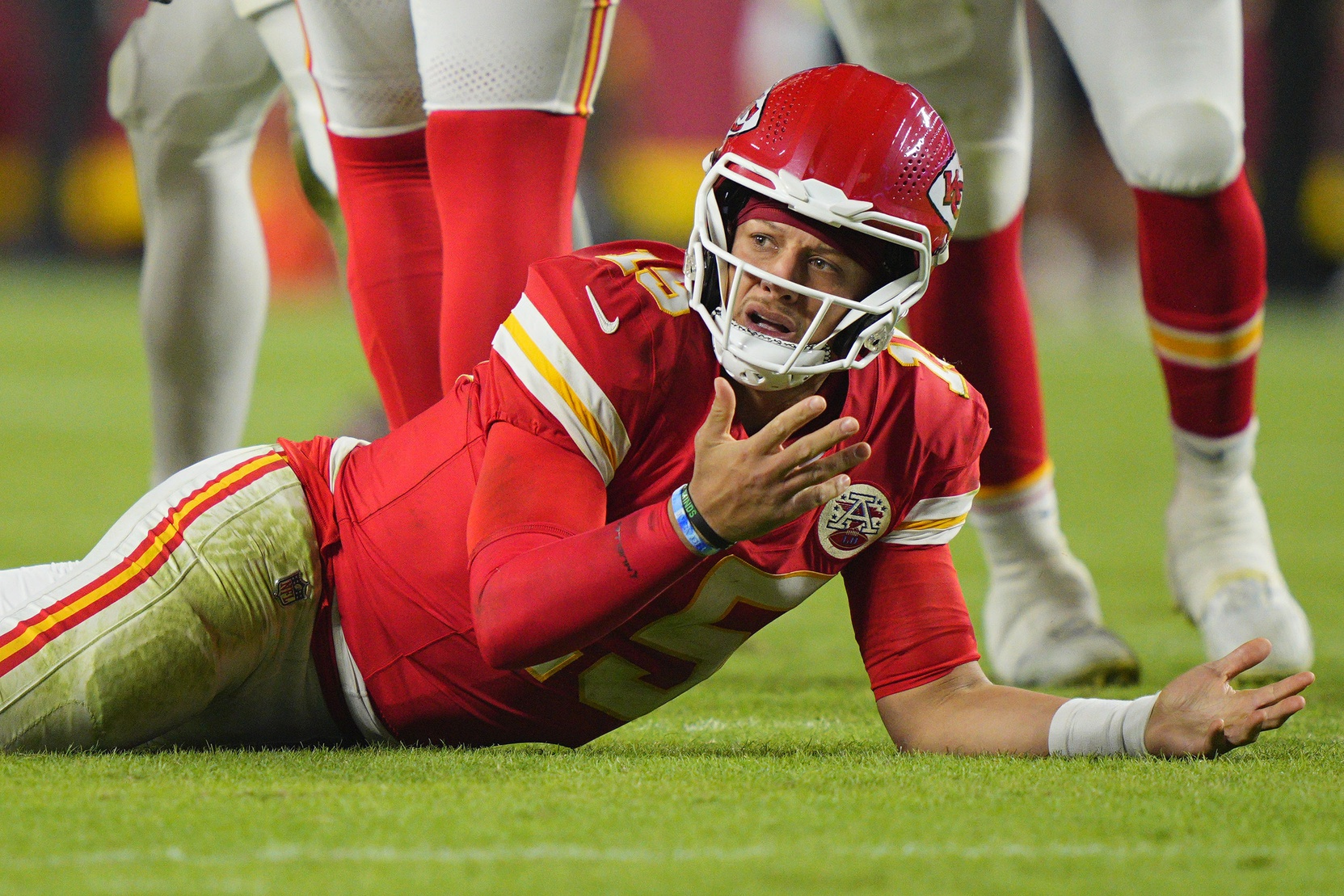 NFL World Reacts to Chiefs' Downfall: Mahomes Struggles Amid Loss - BVM ...