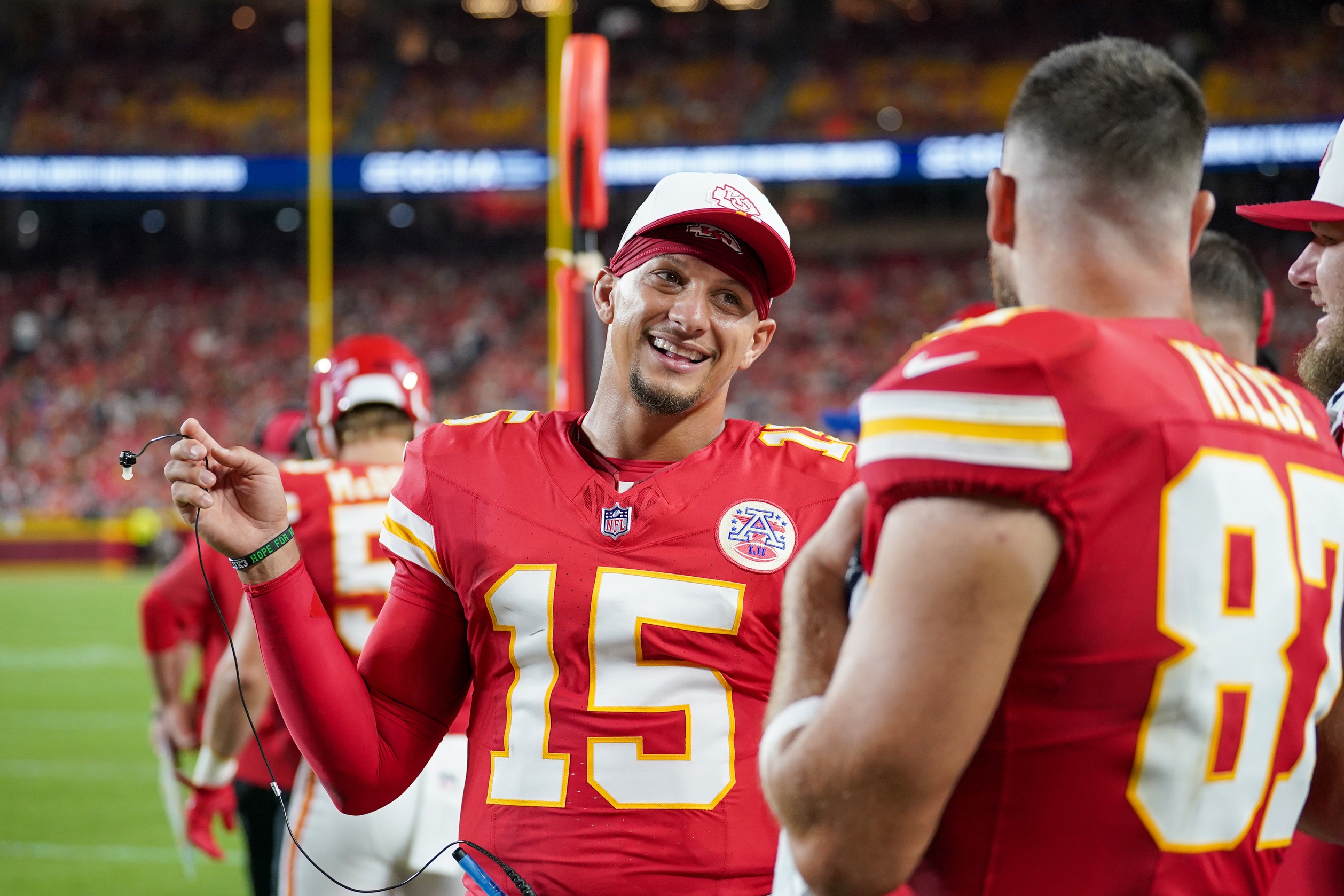 NFL world reacts to outstanding Patrick Mahomes news - BVM Sports